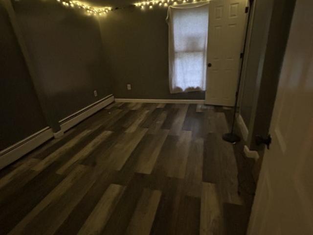 Large 1 bedroom for rent and living room space ava