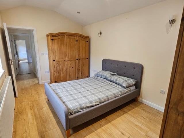 Large 1 bedroom flat including all bills