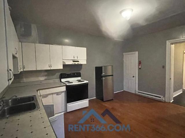 Large 1 BR apartment in Pottsville PA