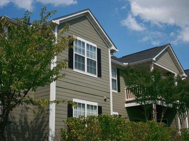 Large 2 bedroom apartment Northwood Apartment Home
