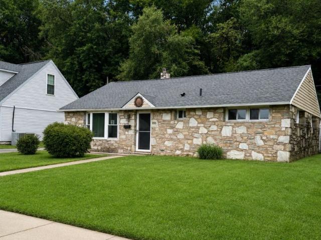 Large 3 bedroom 1 bath in Bristol PA. Recently renovated single home with new flooring