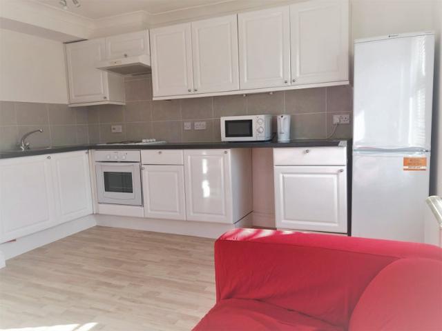Large 3Bed 2Bath Prince Albert Mews Battersea SW11