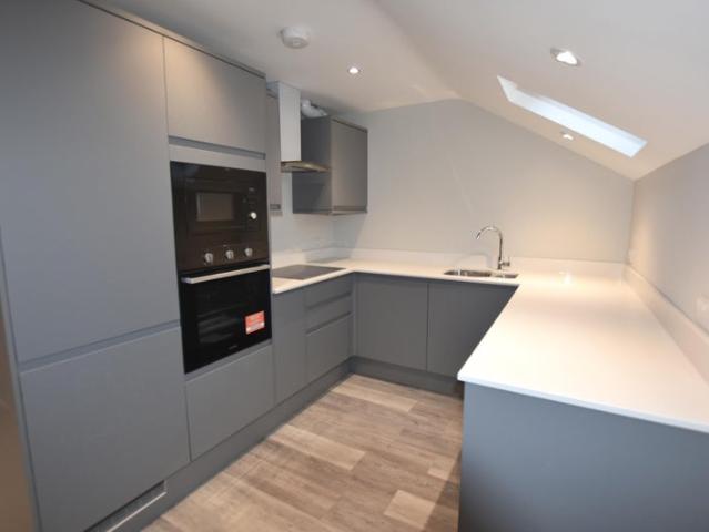 Large Two Double Bedroom Maisonette