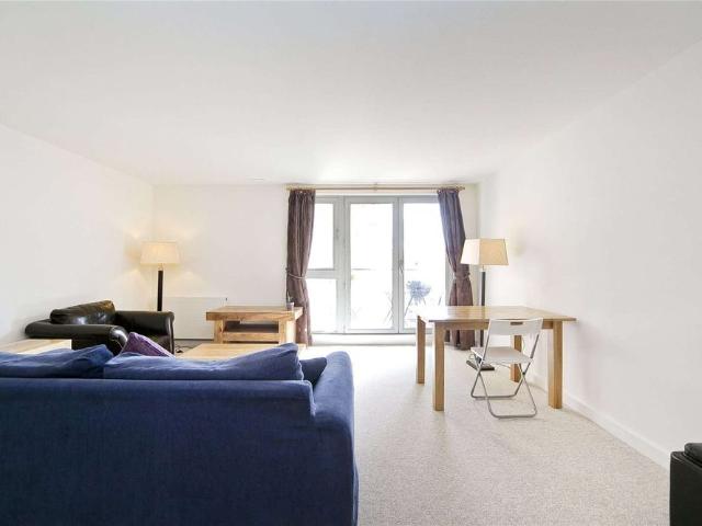 Large two double bedroom, two bathroom apartment set over the upper floor of this modern and secure development just moments from Holloway Road station