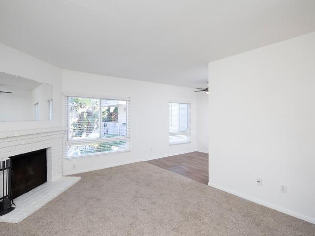 Large Upstairs Unit w/ a Fireplace