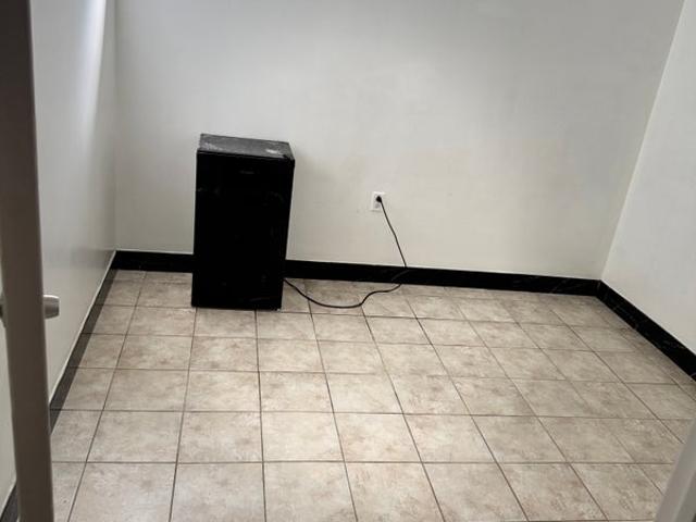 Large and spacious room for rent