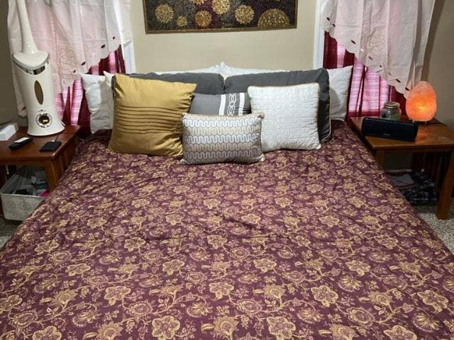 Large attic bedroom
