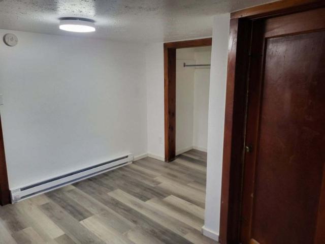 Large Basement Apartment_Unit A