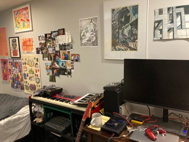 Large Basement room in Bed Stuy Duplex !