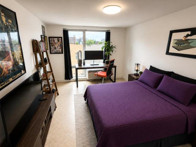 Large Bedroom in Duplex Greenpoint Loft