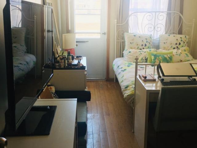 Large Bedroom in Heart of Williamsburg!