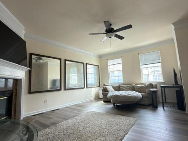 Large Bedroom with Private Bath and Private entran