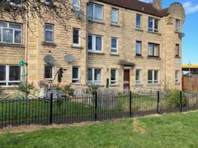 Large bright two bed private let. Available now