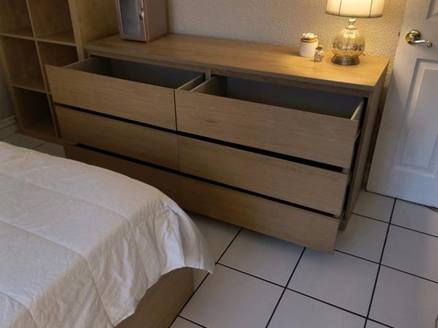 Large & comfortable room. Cozy and close Beach ⛱️