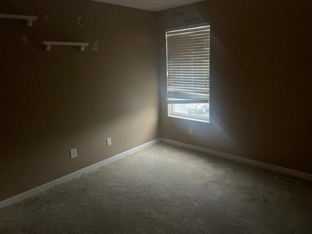 Large comfortable room with walk in closet