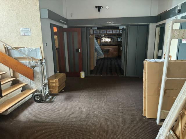 Large Commercial Property with Parking