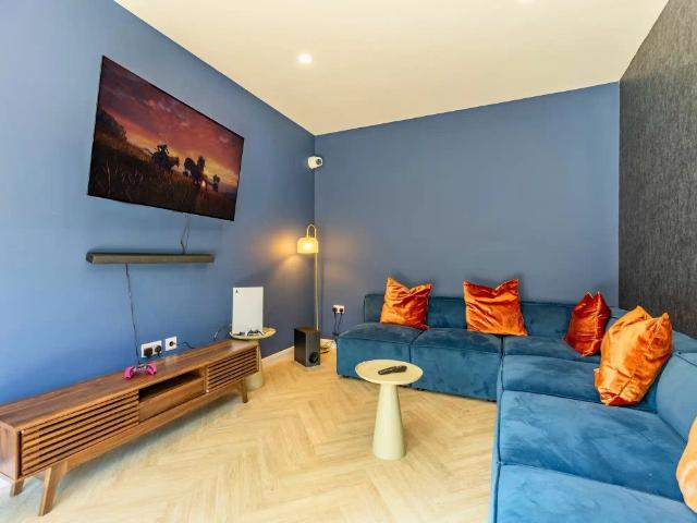 Large Ensuite