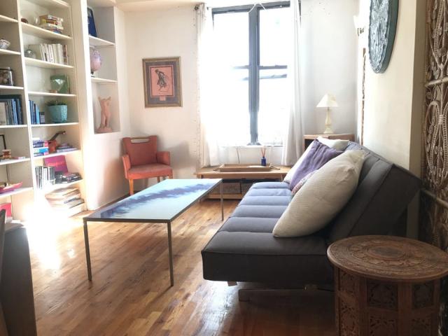 LARGE FURNISHED Female Private Room