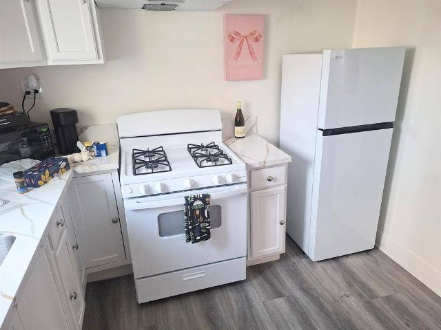 Large Furnished Room