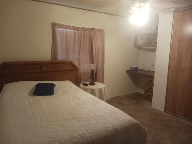 Large Furnished room 250 weekly North Phoenix