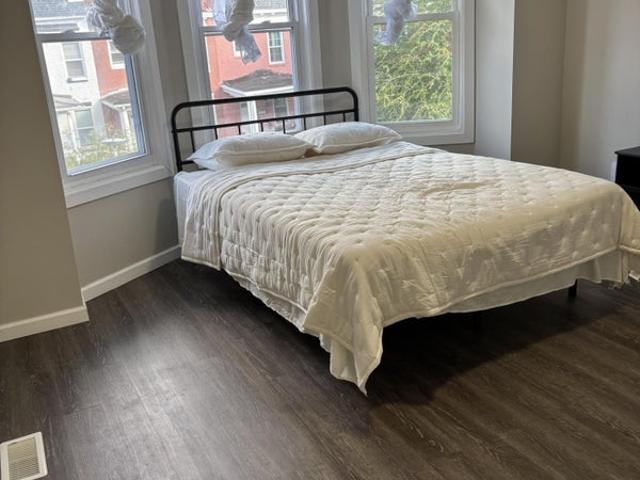 Large Furnished room utilities included