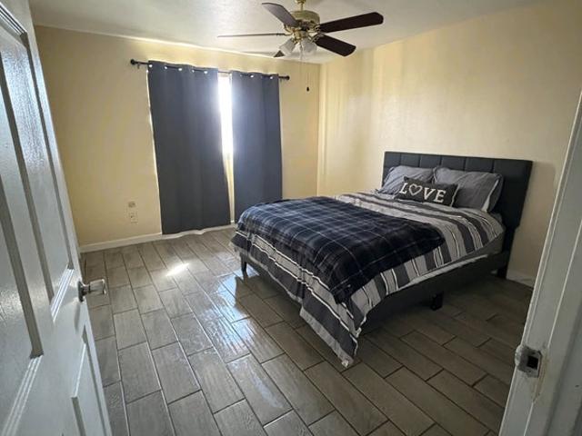 Large Furnished Room w/bathroom