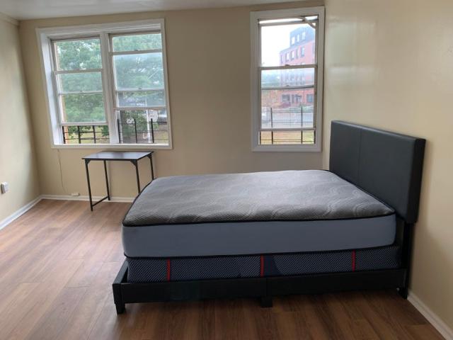 Large furnished room Great co living setup