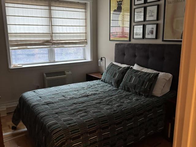 Large Furnished Room in the Heart of Harlem