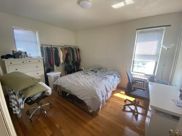 Large Furnished RoomBroadway&Steinway