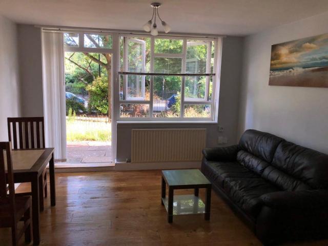 Large ground floor studio
