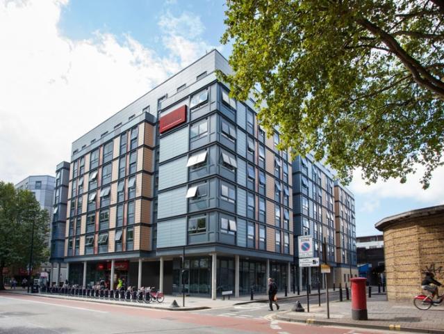 Large High Double at Blithehale Court by Unite