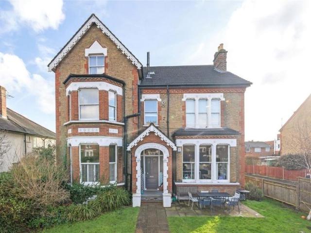 LARGE LOFT ROOM IN QUIET OWNER OCCUPIED HOME | IDEAL FOR 2 3 NIGHTS PER WEEK
