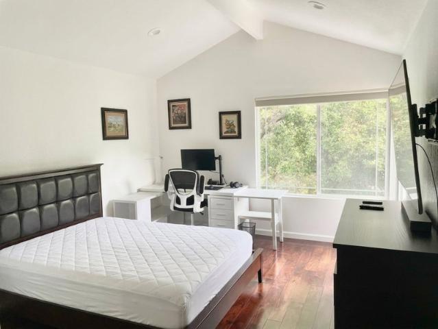 Large master bedroom for rent in a quiet area