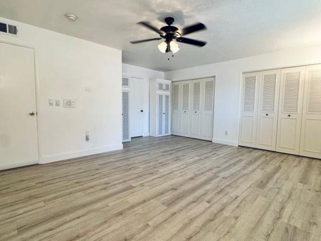 Large Master Bedroom + Private Bath in Scottsdale