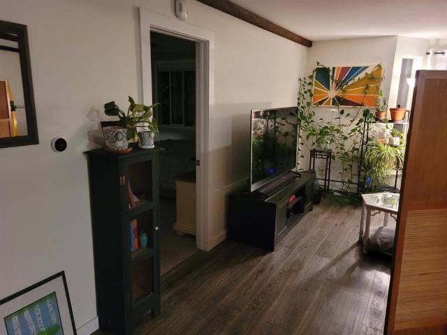 Large master suite in Lakewood