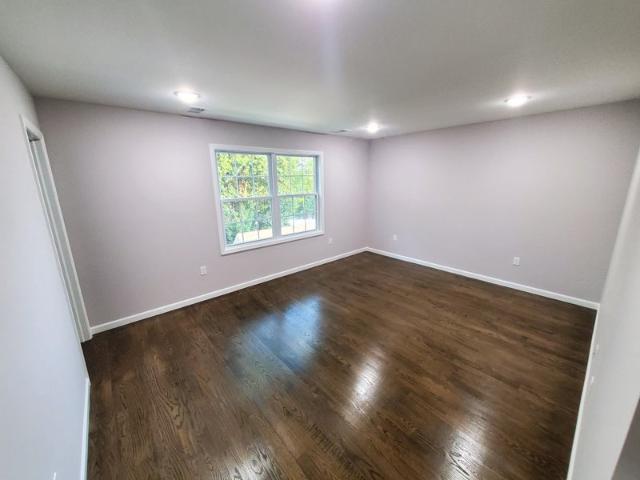 Large modern Master bedroom with private bath