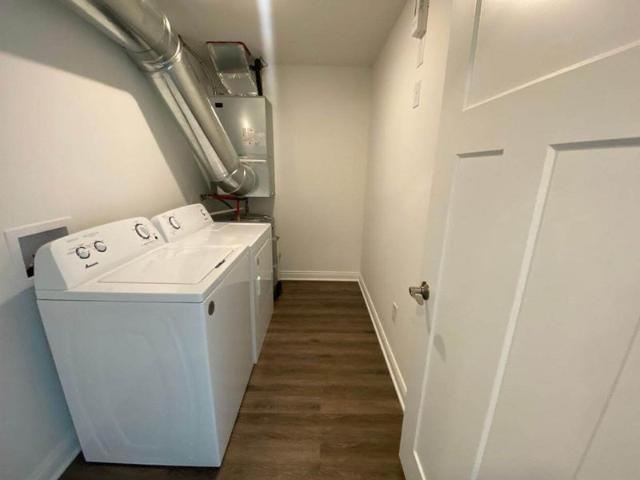 Large Modern Studio!