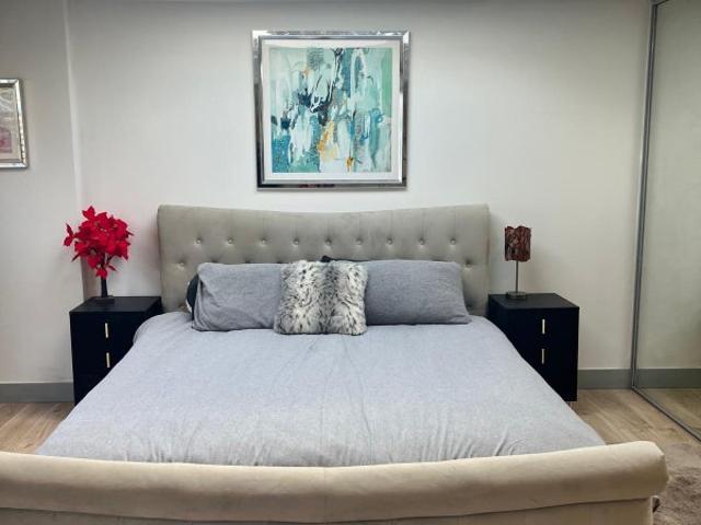 Large Modernised Studio Flat all bills included