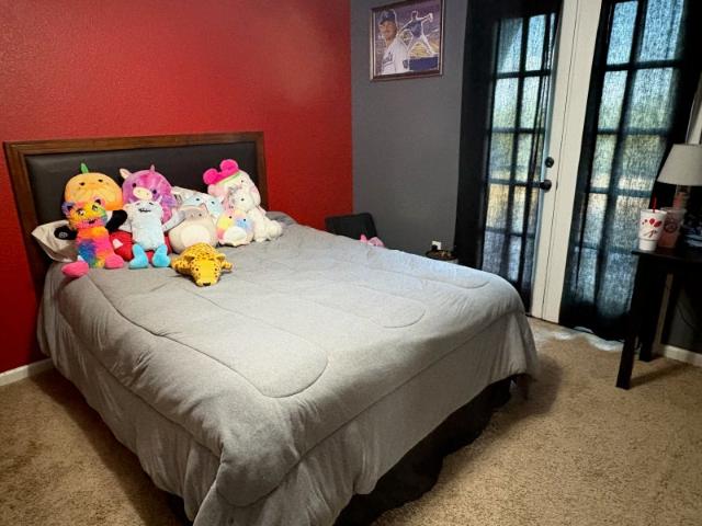 Large On Suite in Large Home 4 Rent