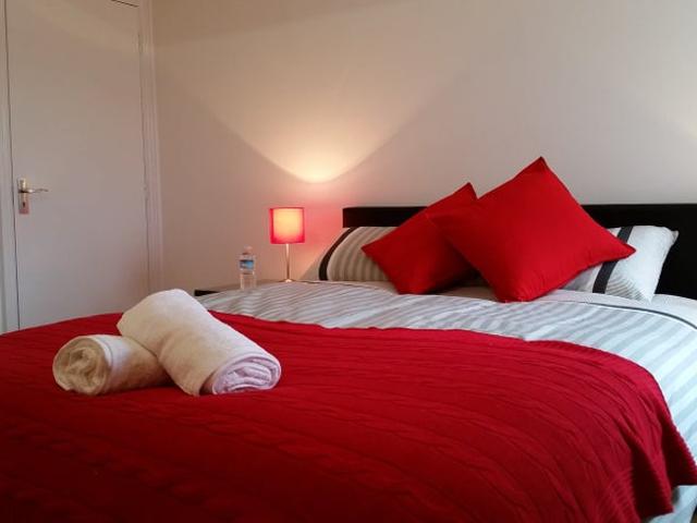 Large One Bed Flat Marylebone W1H 5NH £1995 pcm