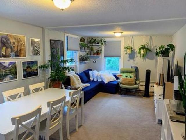 Large One_Bedroom Unit in Middletown | 7 Oak St |