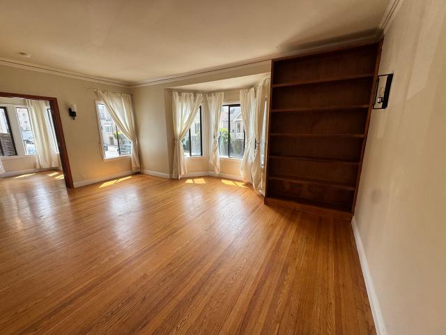 Two Bedroom w/ Private Deck and Parking!