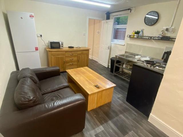Large one bedroom bungalow