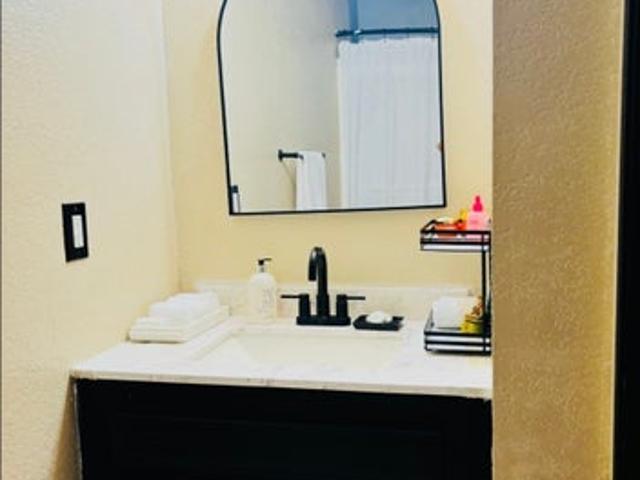 Large one bedroom /gated community
