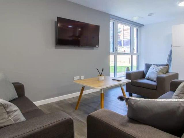 Large Premium Ensuite