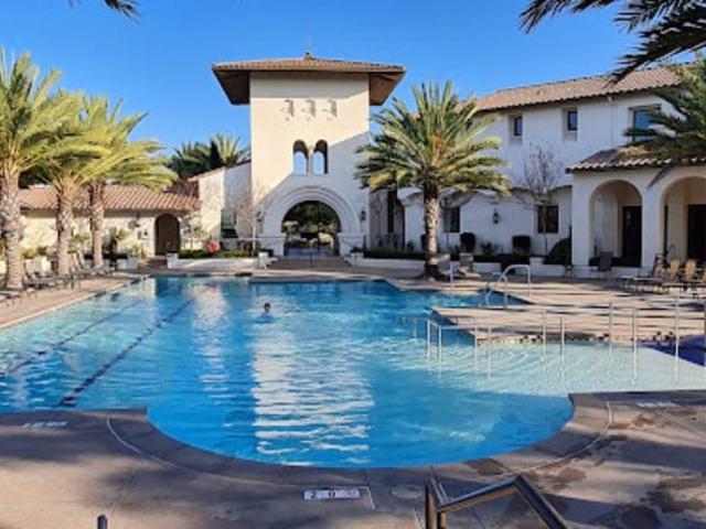 Large Private Bedroom in Otay Ranch Home