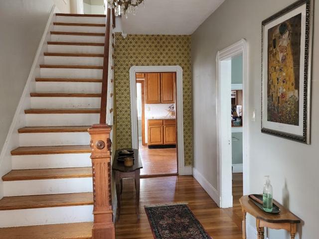 Large private bedroom in Medford for Nov 1