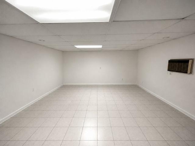Large private bedroom in San Gabriel