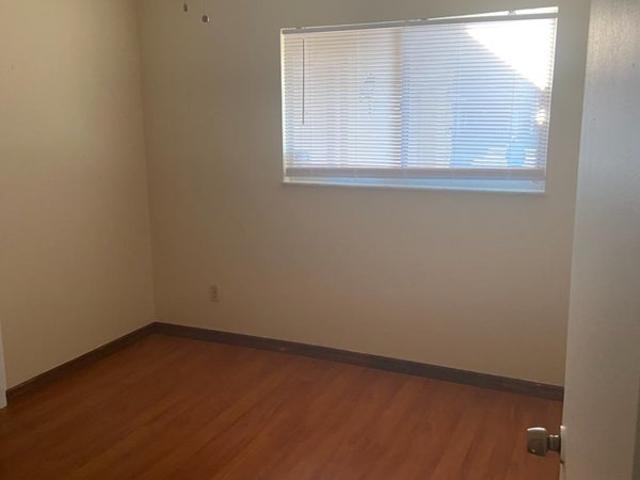 Large Quiet Room