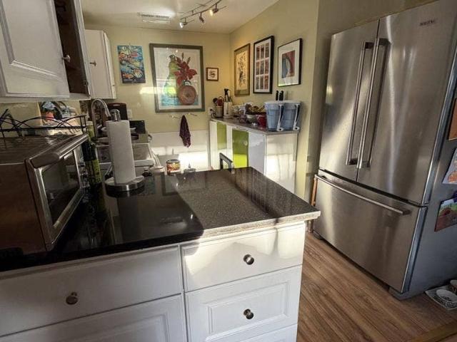 Large Rental Room in Shoreline